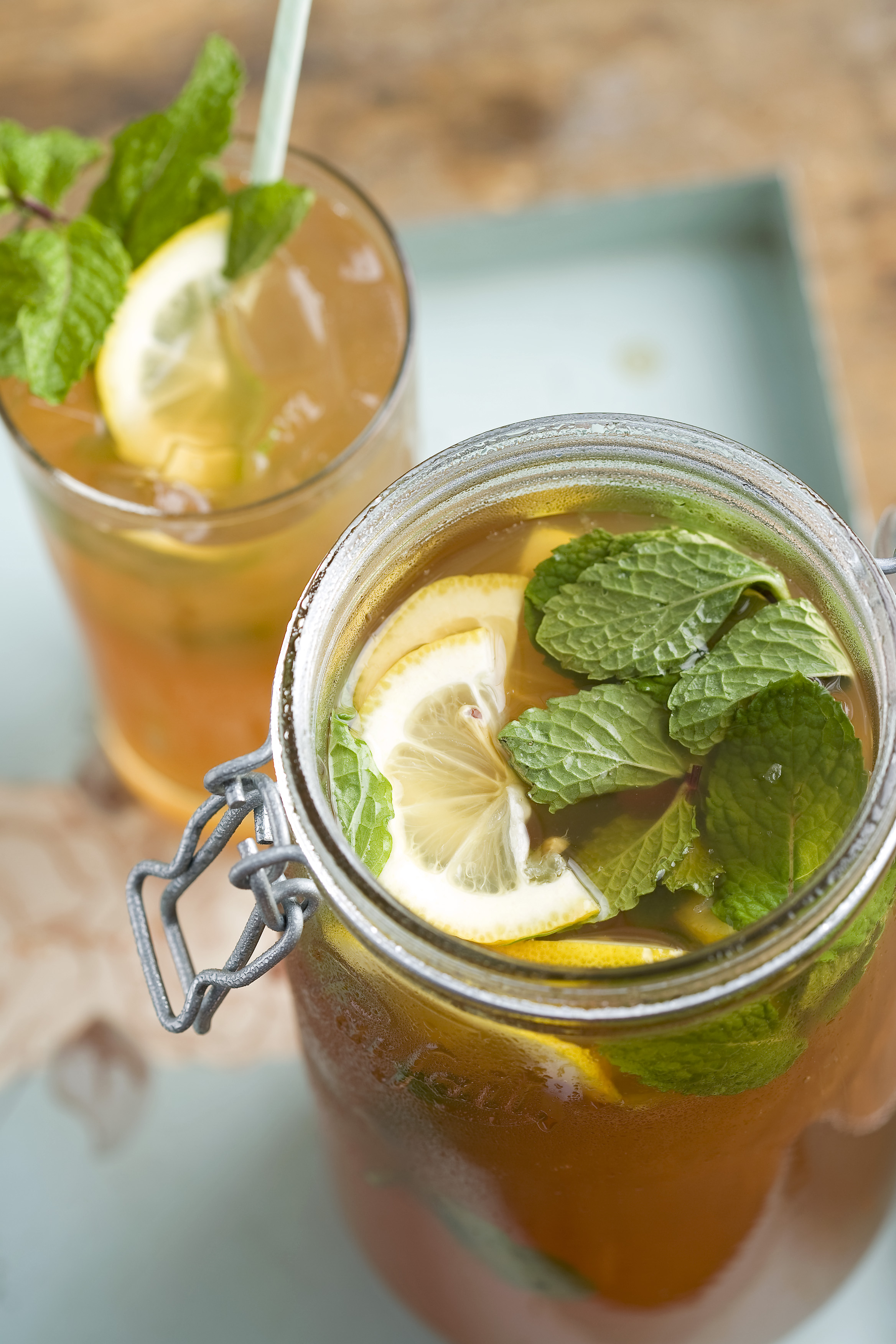 Lemony Spiked Sweet Tea | Emerils.com