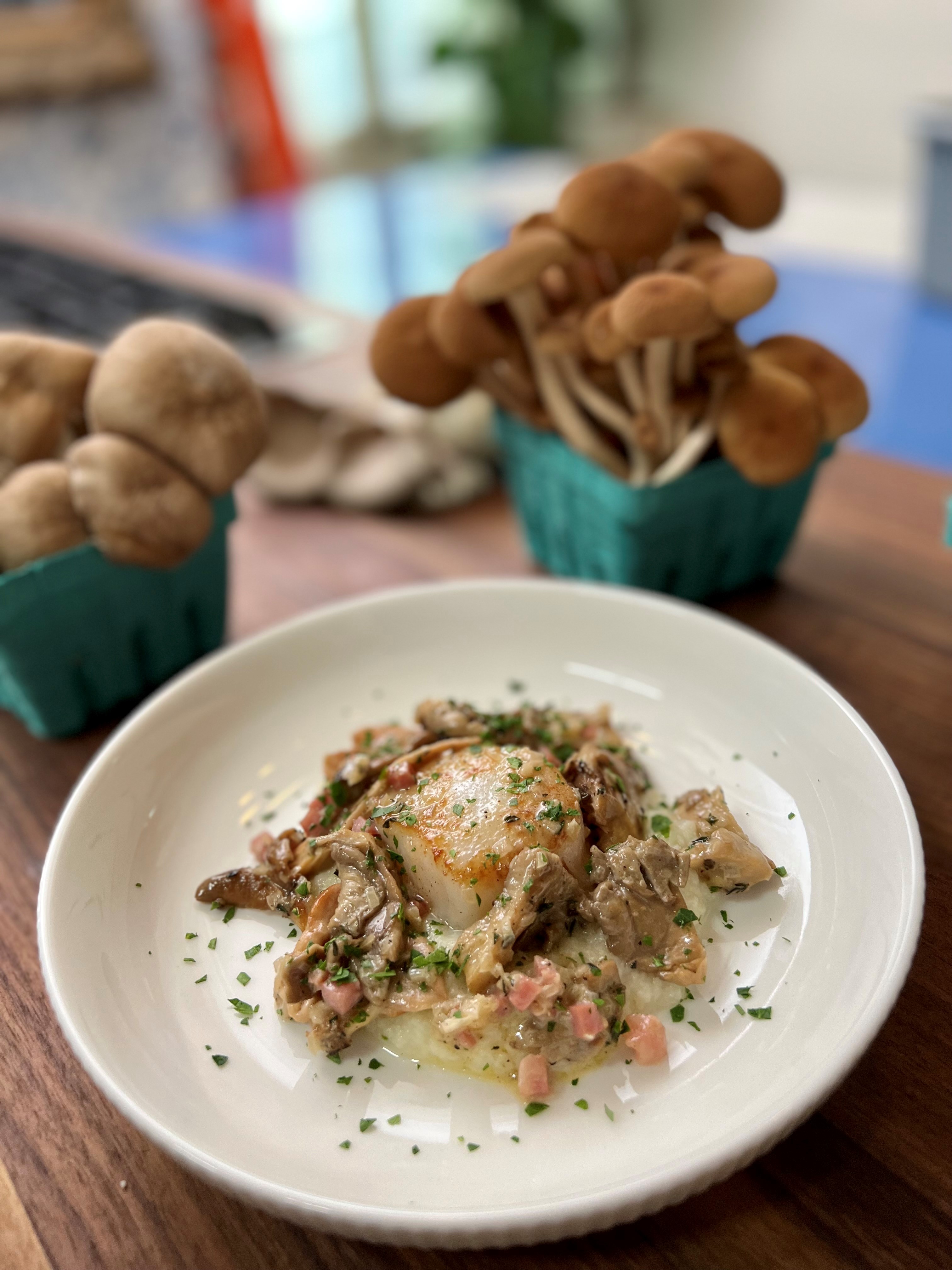 Scallops with Wild Mushrooms and Cauliflower Puree | Emerils.com