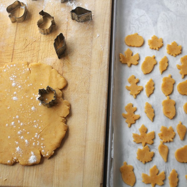 Pumpkin-shaped Cheddar Crackers | Emerils.com