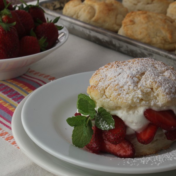 Very Strawberry Shortcake | Emerils.com