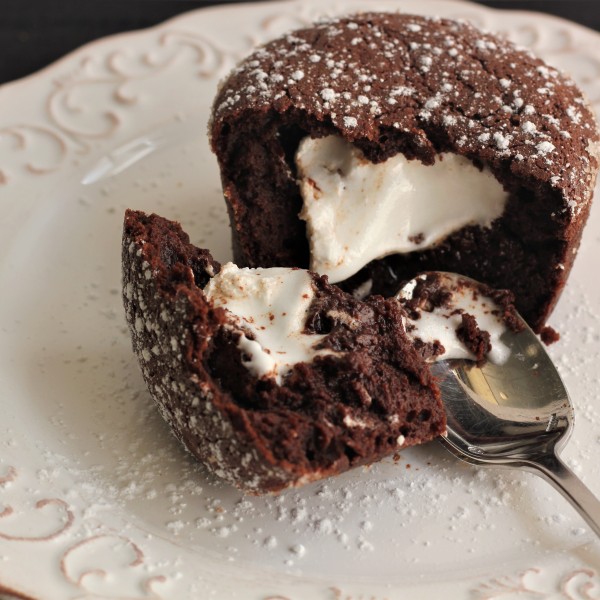 Molten Marshmallow Chocolate Cakes | Emerils.com