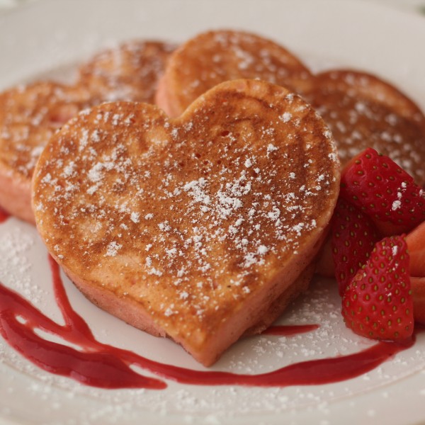 Tried And True Buttermilk Pancakes With Strawberry Puree | Emerils.com