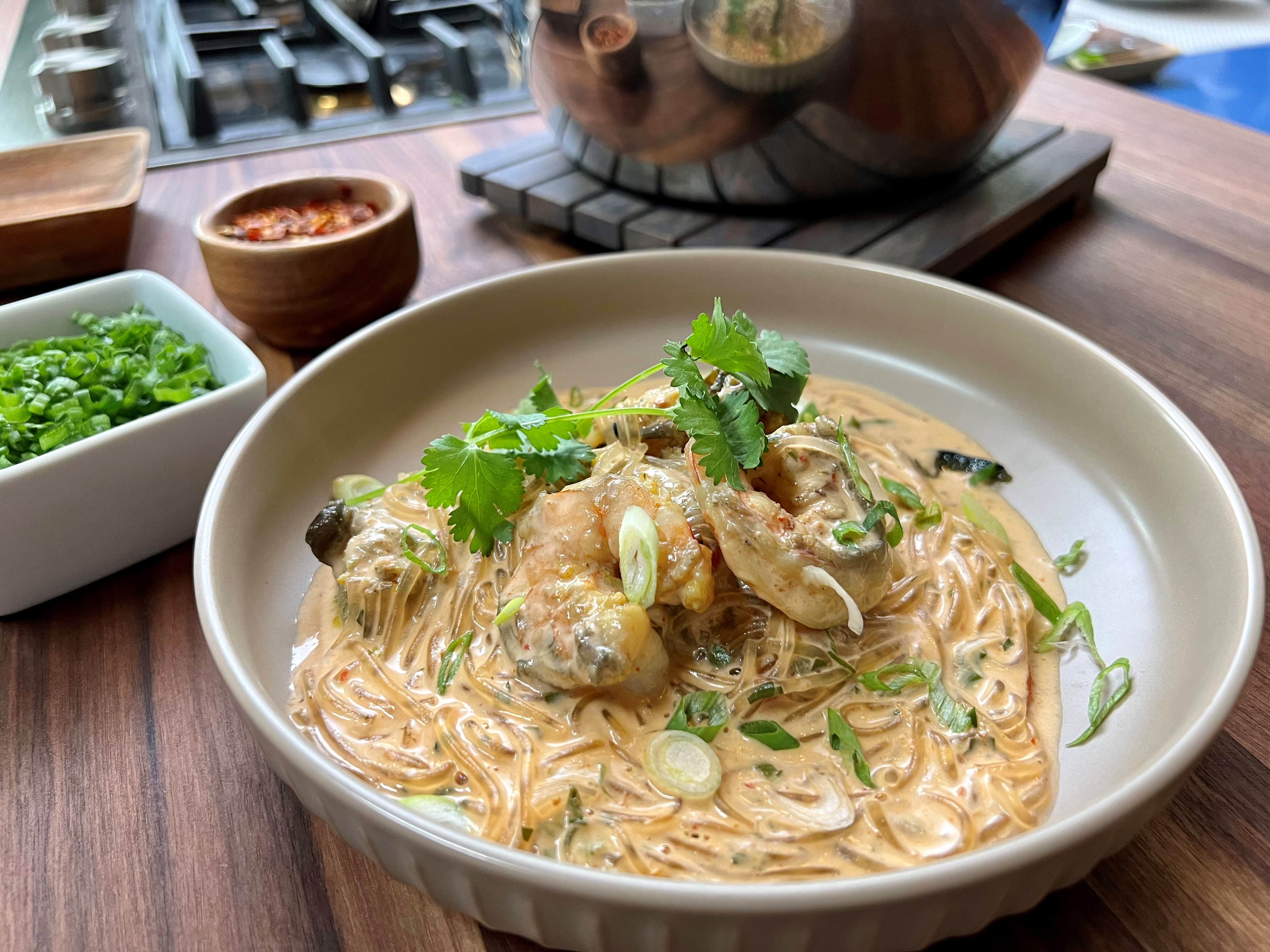 Viet-Style Curried Shrimp with Cellophane Noodles | Emerils.com